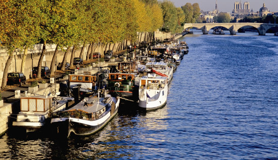 Visit the Eiffel Tower, City tour of Paris and cruise - PARISCityVISION